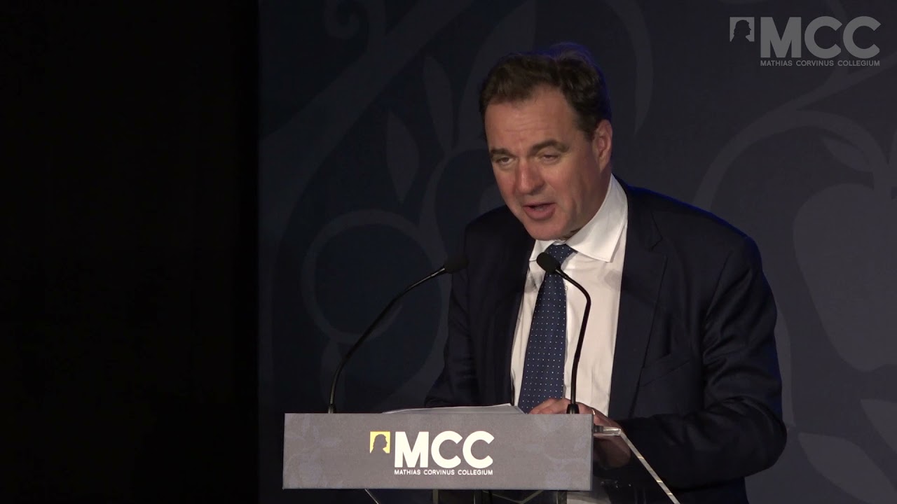 Speech by the British historian Niall Ferguson at the opening ceremony ...