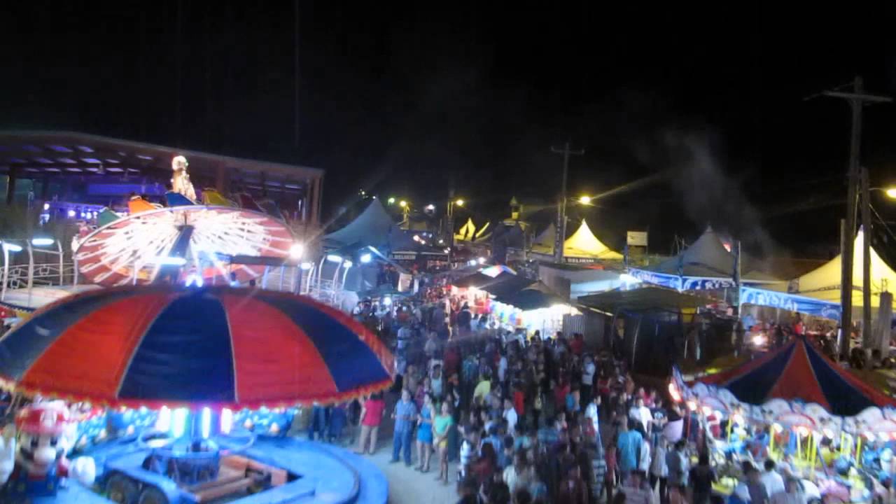 Benque Fiesta Ferris Wheel - YouTube