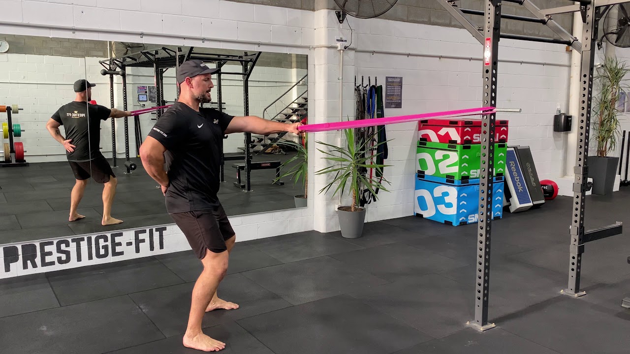 Banded Single Arm Row - YouTube