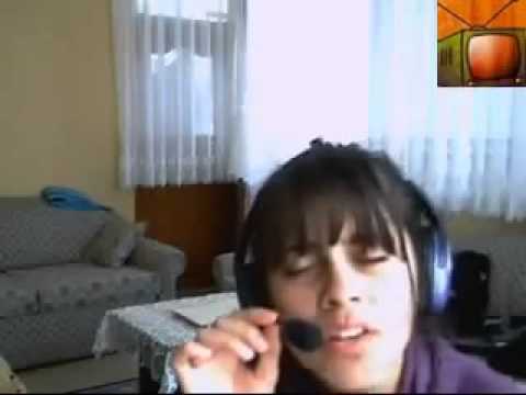 Gerizekali! Ben sana kalk dedim sogan hazirla demi!! SONUNA KADAR IZLEYIN! [Bron Facebook]