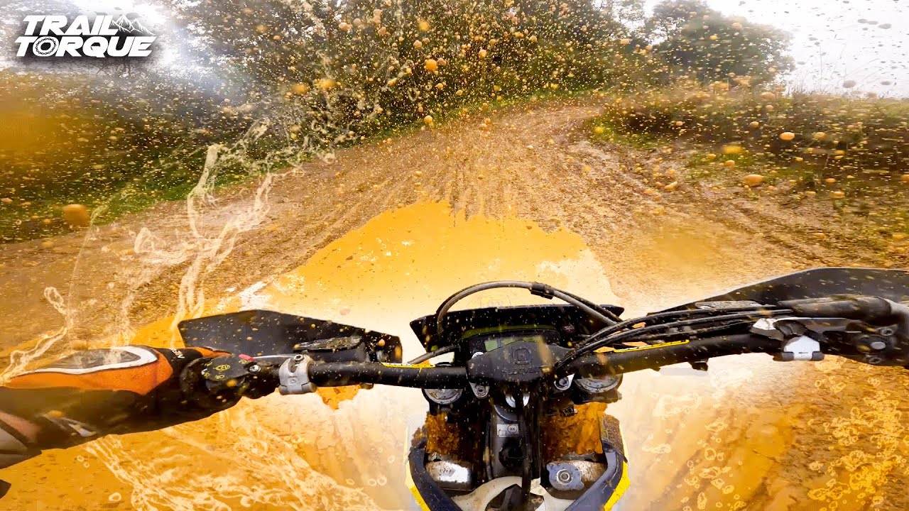 Riding a Soaking Wet Weedon Motocross Track! | Main Track & Practice ...