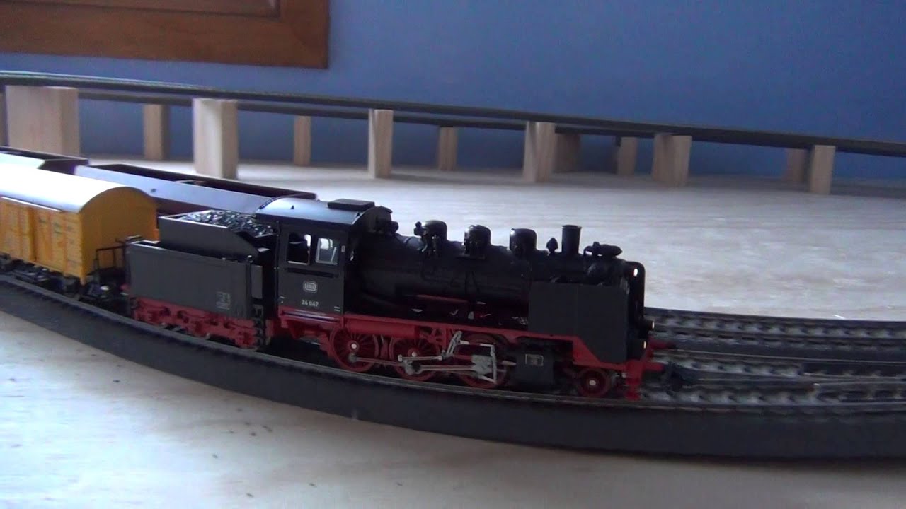 Märklin 39649 BR64 DDR and 36242 BR24 DB - YouTube