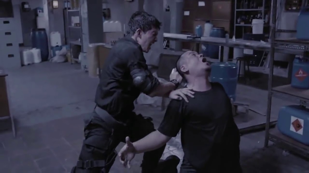 The Raid Redemption fight scenes HD - YouTube