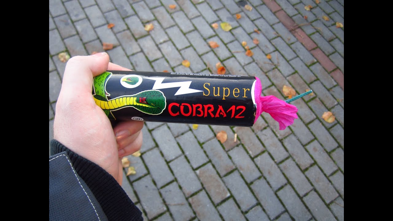 Super Cobra 12 Tschechenböller EXTREME SOUND FULL HD - YouTube
