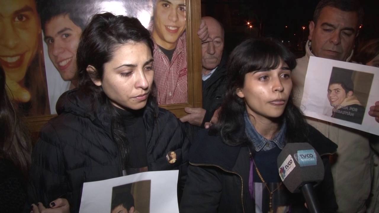 Marcha por Justicia por Selene Caso familia González de Alvear - YouTube