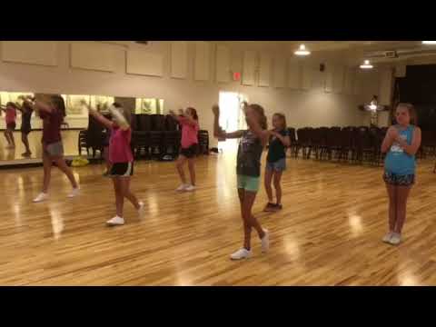 MVCA Cheer- Are you proud to be a lion - YouTube