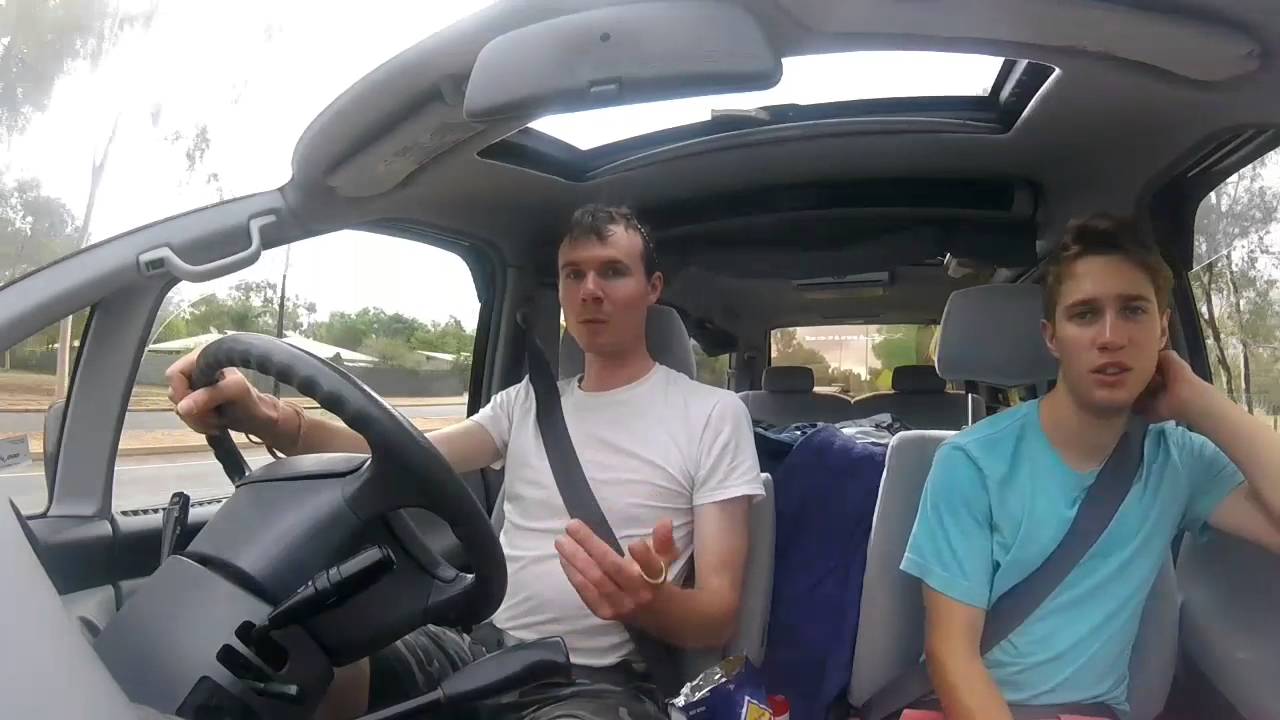 Uluru trip, Luke Hillis, David Stöber, Cassie, Kayla, Tiffany - YouTube