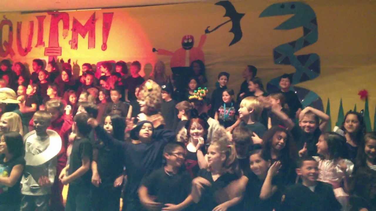 squirm play of my nephew - YouTube