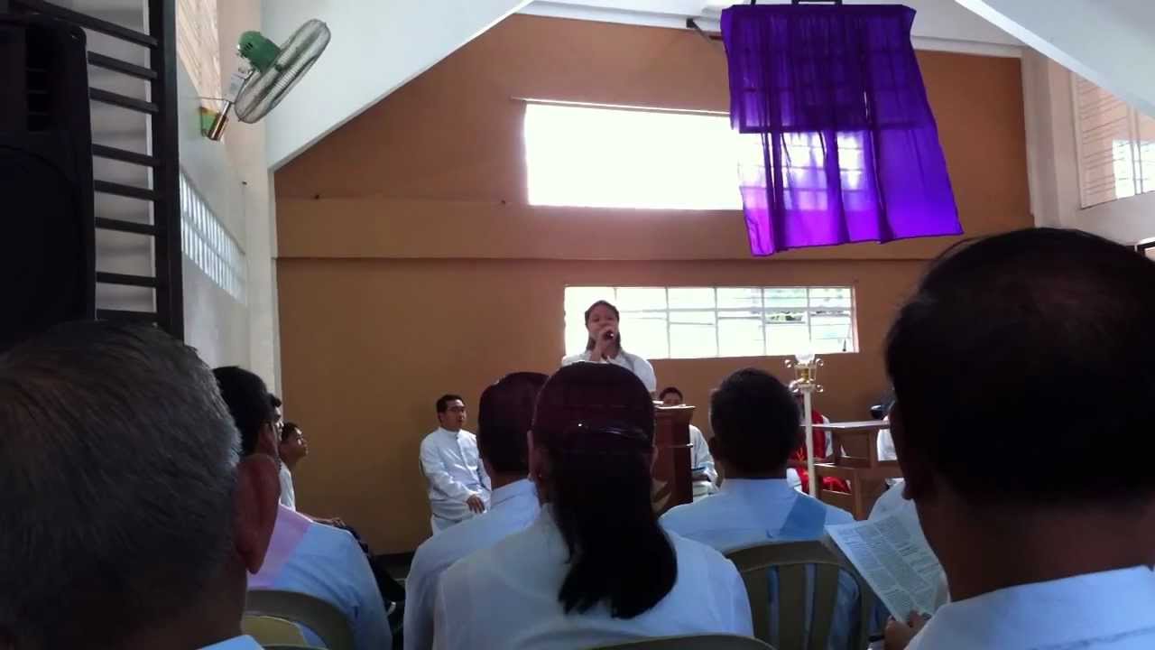 Sevie Anne singing the responsorial psalm - YouTube