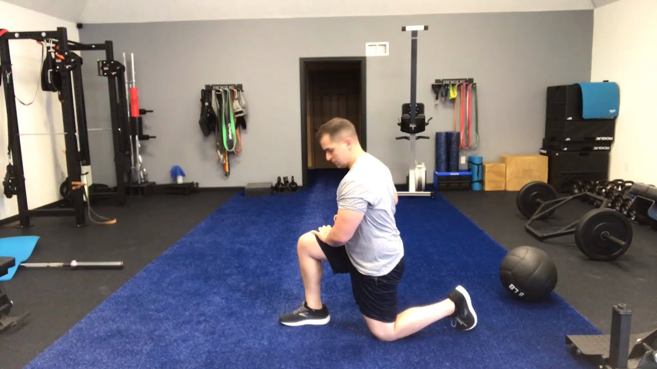 1/2 Kneeling Hip Flexor Stretches - YouTube