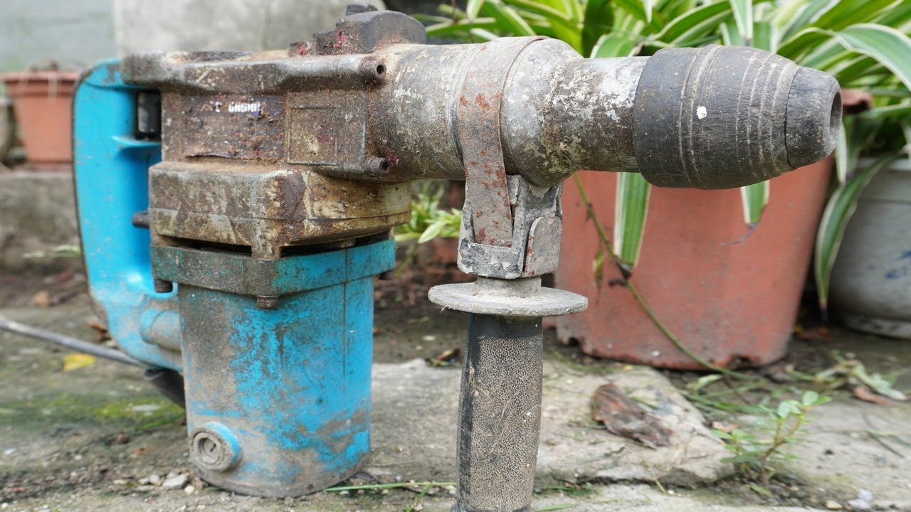 Restoration and maintenance of forgotten hammer drills. Simple but ...