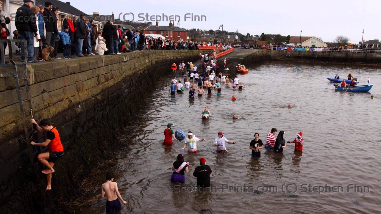 New Year's Day Dook Broughty Ferry Dundee 2016 HD 12 FPS - YouTube