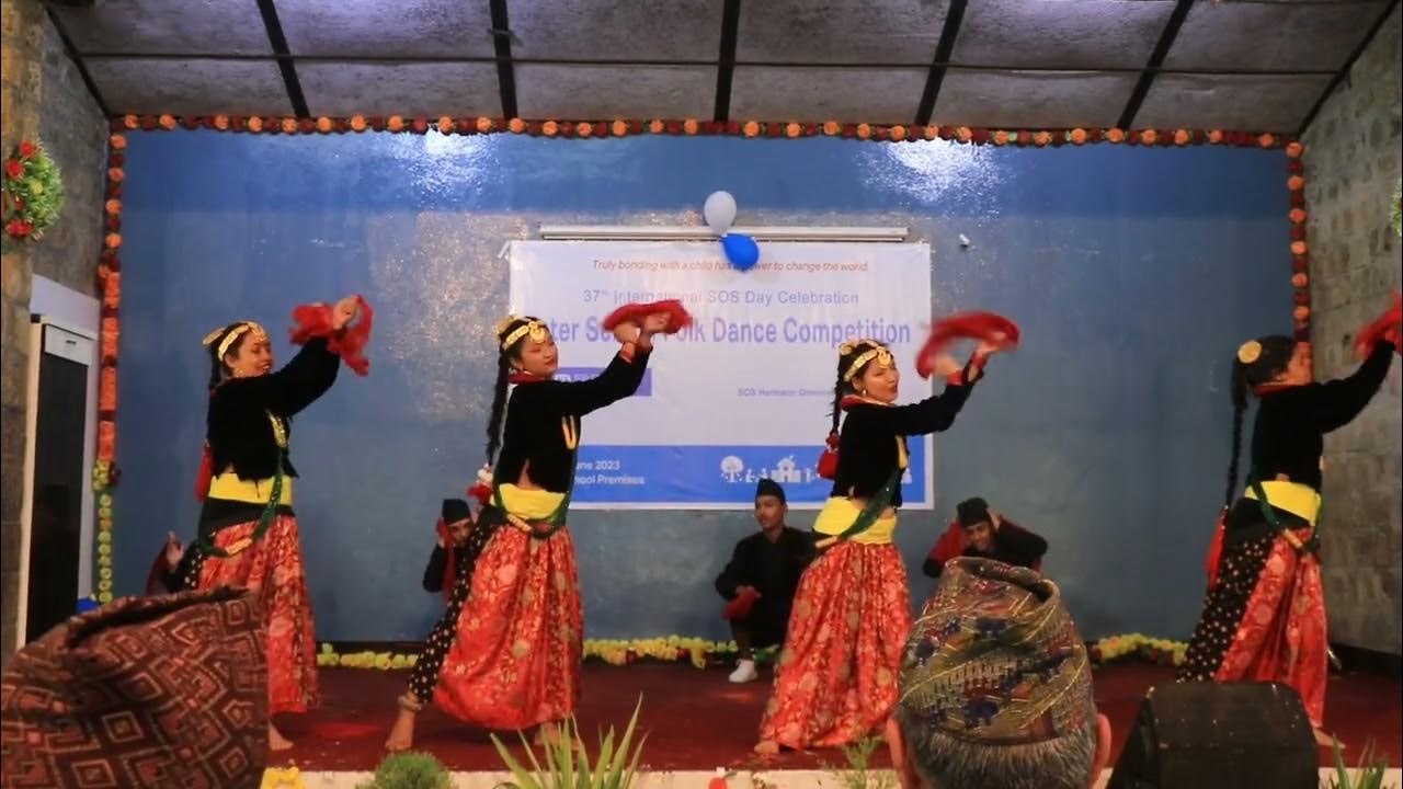 Inter School Folk Dance Competition 1st Position : Sainik Awashiya Mahabidalaya School - YouTube