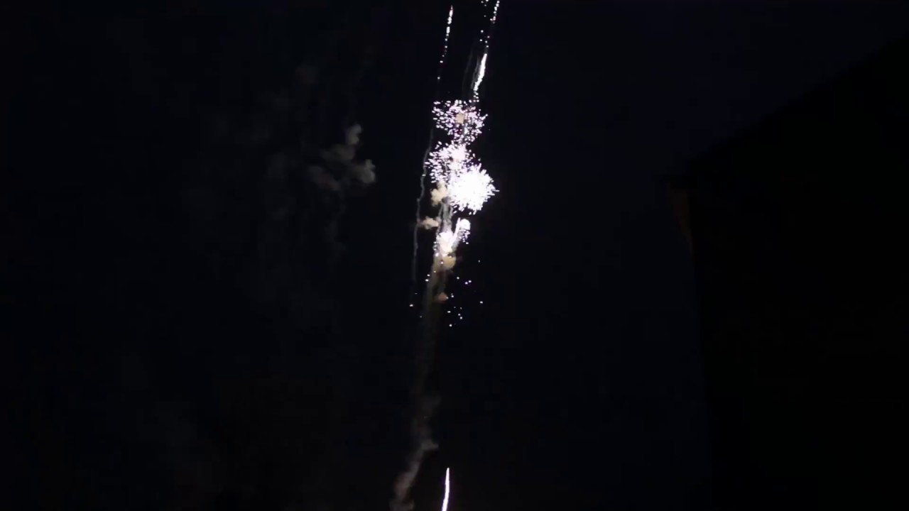 1.3G FIREWORKS: 120S HOWLING BANSHEE VERTICAL HOWLING WHITE COMET ...