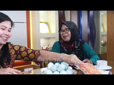 Kisah Sukses UMi: Kreativitas dengan Dukungan Modal | #PodcastJawara hosted by Indah ft Ibu ...