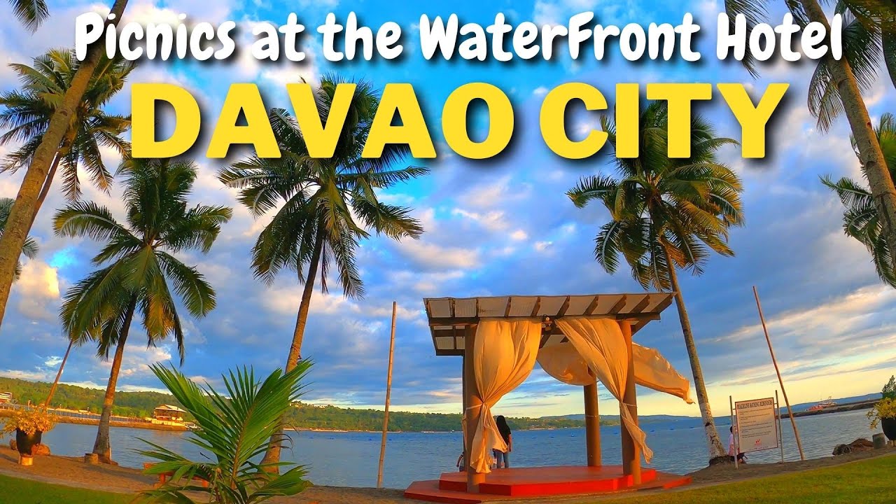 Picnics and 4 Seasons Christmas at the Waterfront Insular Hotel Davao ...