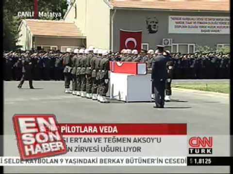 Türkiye şehit pilotlarını uğurluyor.