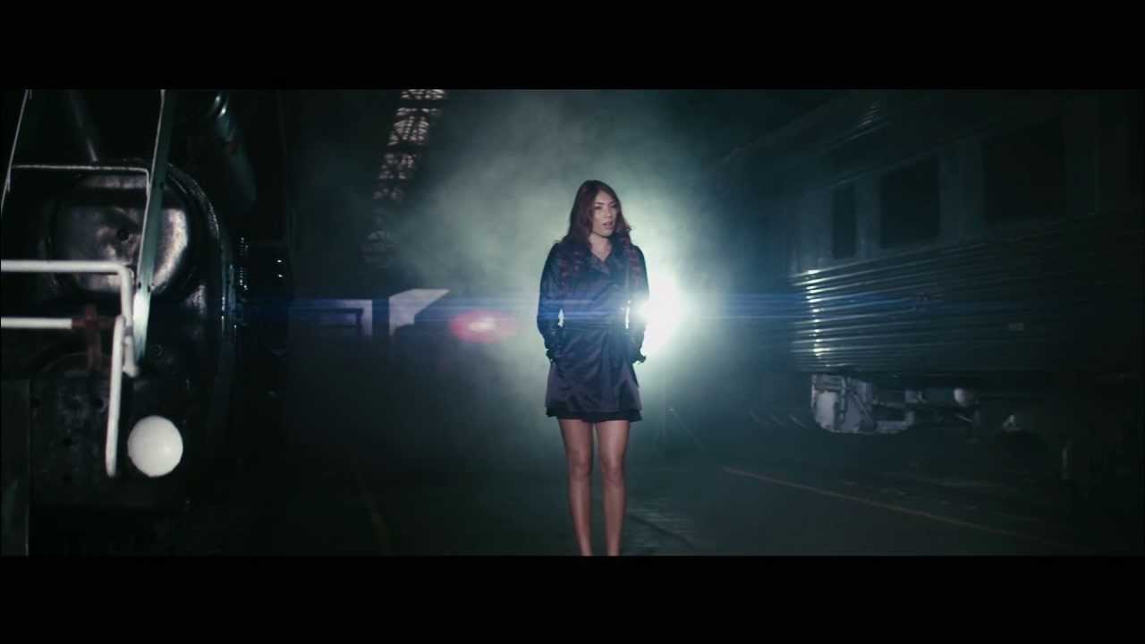 Zedd - Clarity feat. Foxes (Official Music Video Cover By Ana Suite ...