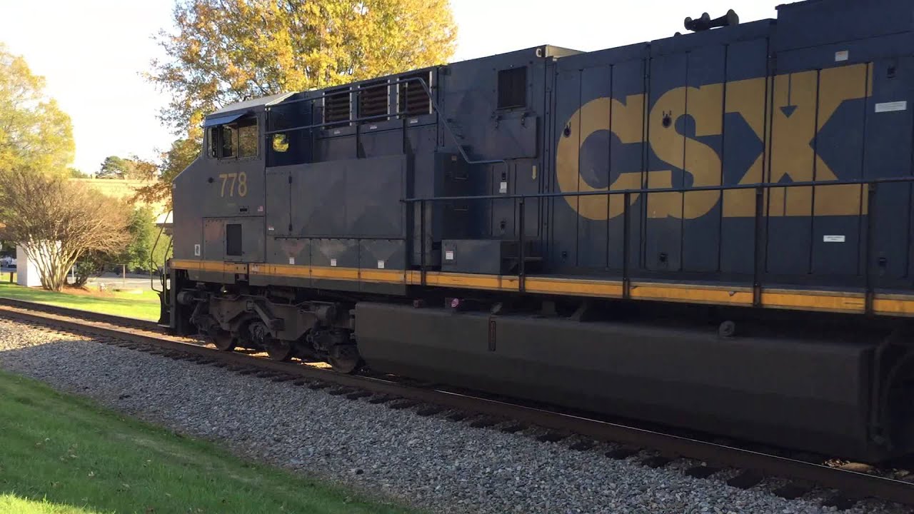 (F762) CSX 778 and CSX 385 Northbound Waxhaw, NC - YouTube