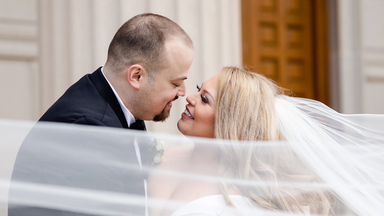 Classy Old Courthouse Wedding in Cleveland, Ohio - Jillian and Ben ...
