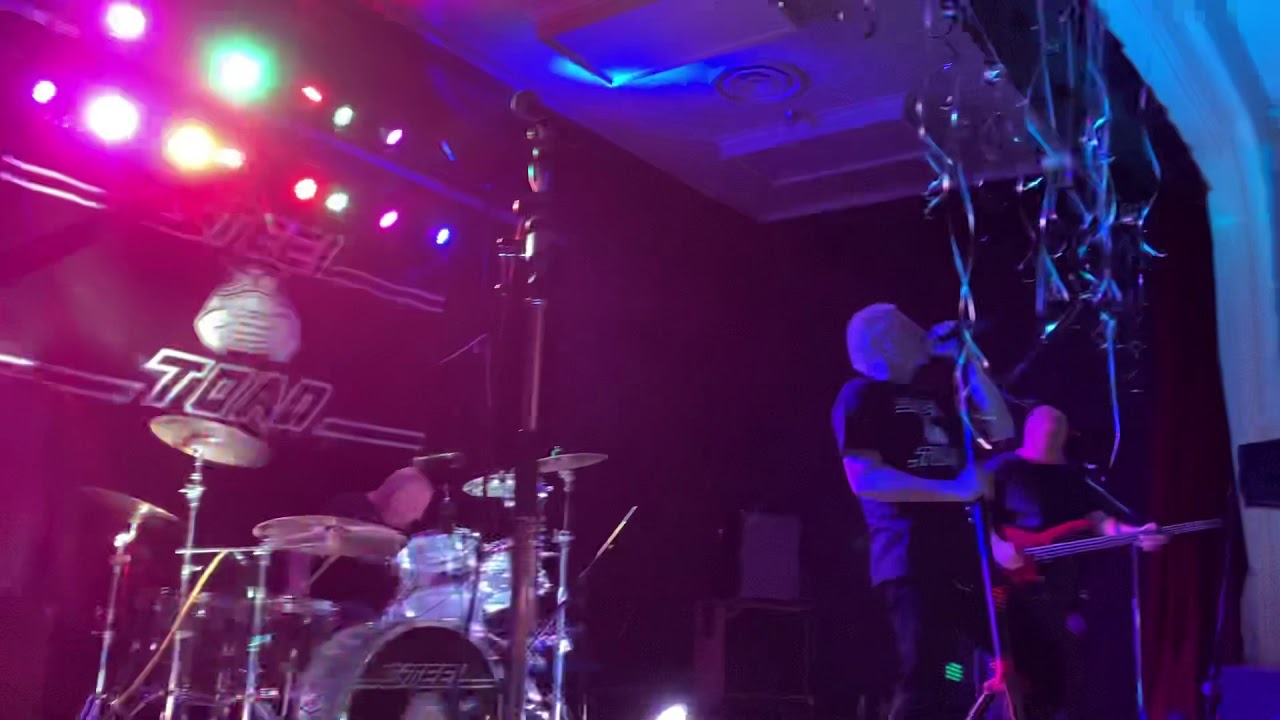 Steel Toad 2020 New Years ball - YouTube