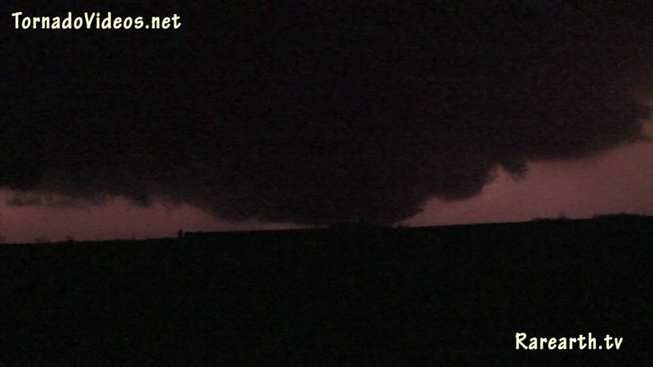 Iowa tornado outbreak! April 9, 2011! - YouTube