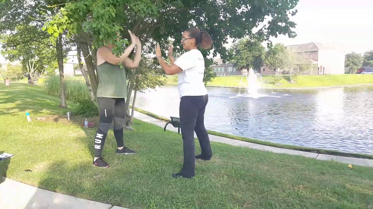 Partner Squats - YouTube
