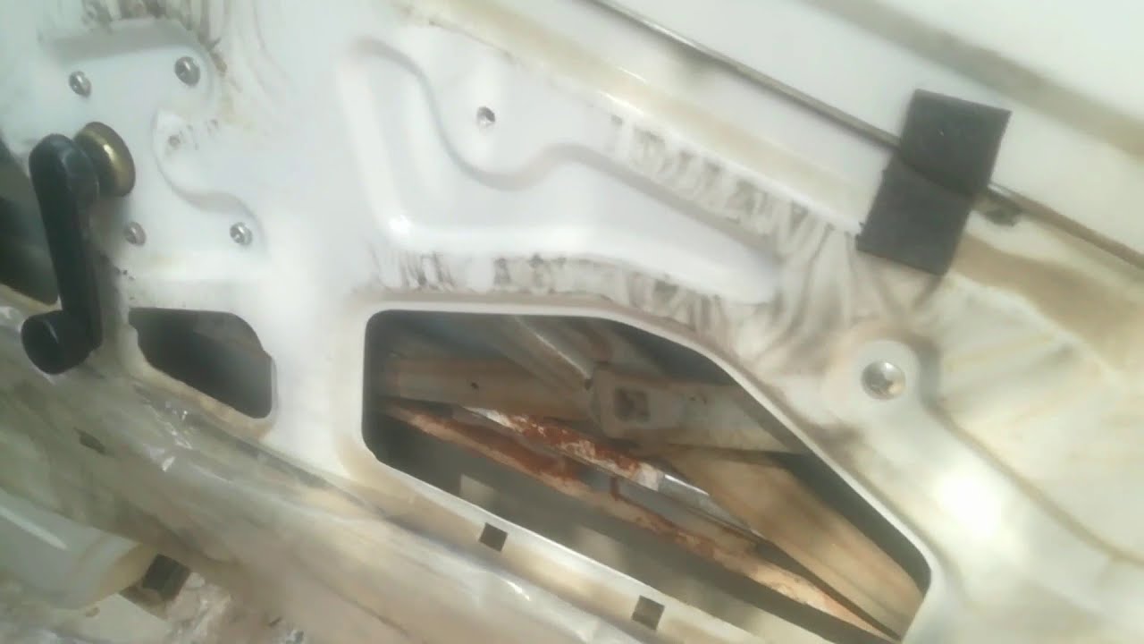 Suzuki cary dabba driver door denting - YouTube