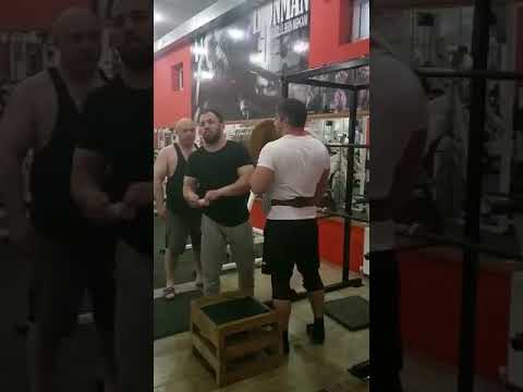 Rasif Habibov-240 kq agırlıq.Allah rehmet elesin.