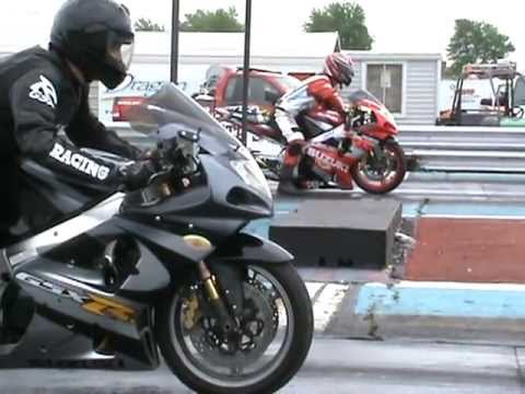 Suzuki Gsxr 1000 drag racing at NHDRO 5-14-11 - YouTube