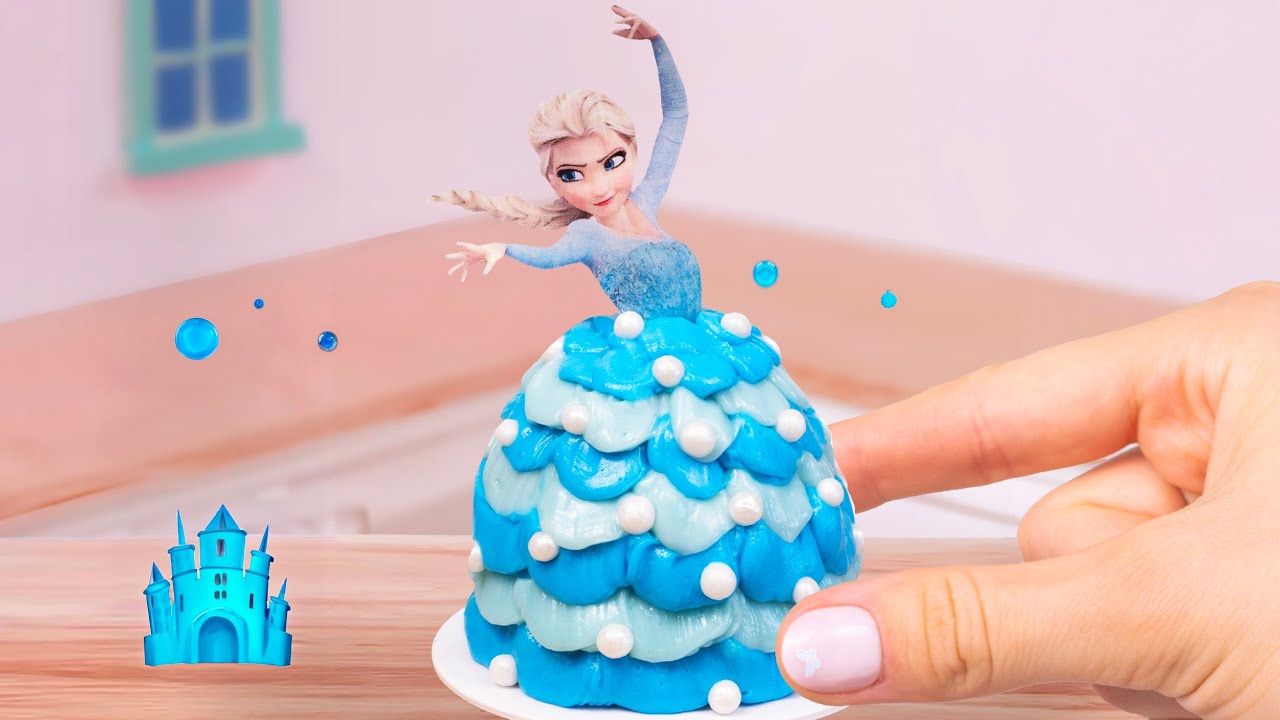 Tsunami Cake 🩵 Frozen Miniature Princess Elsa Cake Decorating ️ ...