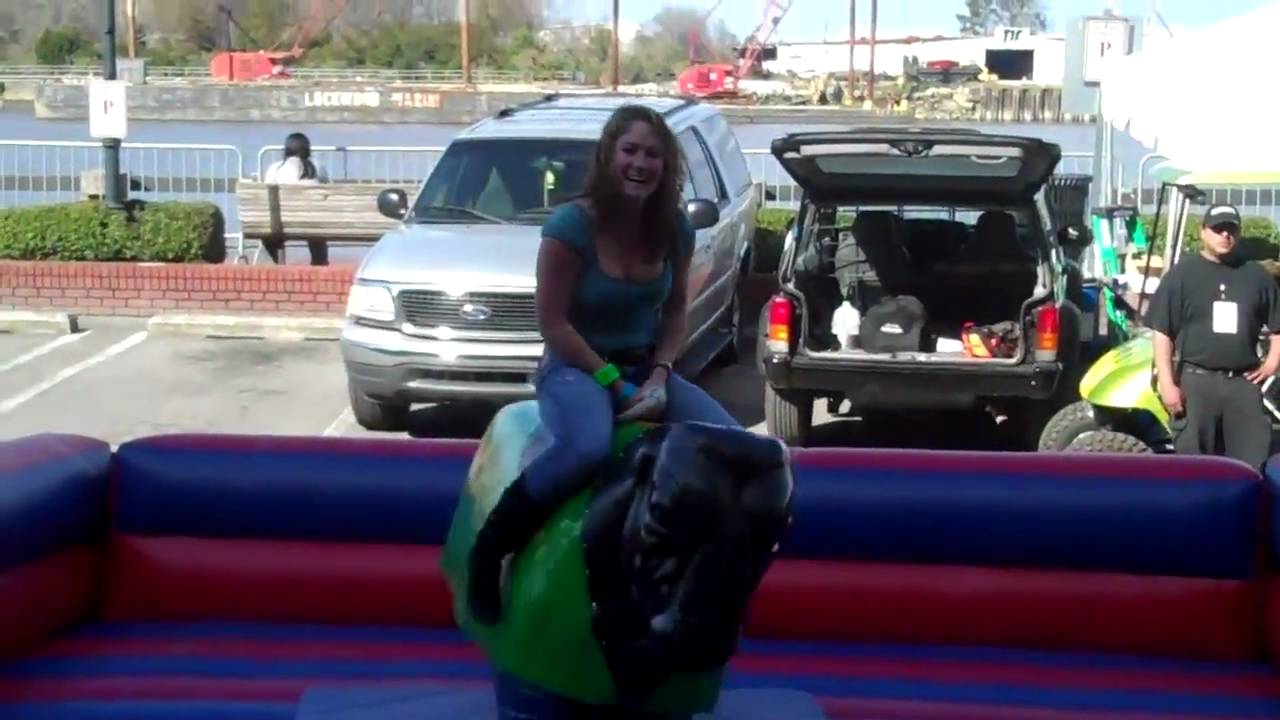 Drunk Mechanical Bull Ride On Saint Patty's Day 2010 - YouTube