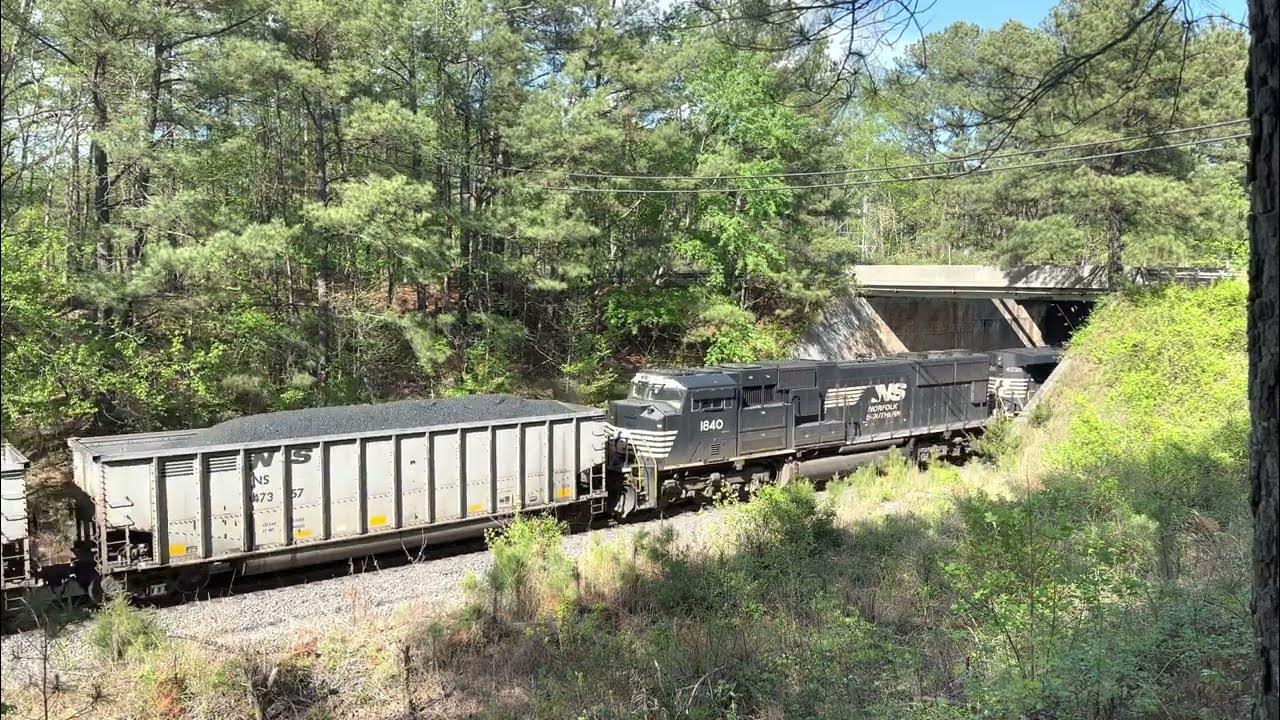 NS 822 CSXT I03115 - YouTube