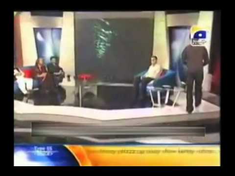 Qaseem ur-Rahim Founder Micro Miniature Art -Program The Sahir Show on Geo Tv - 12-11-2011.