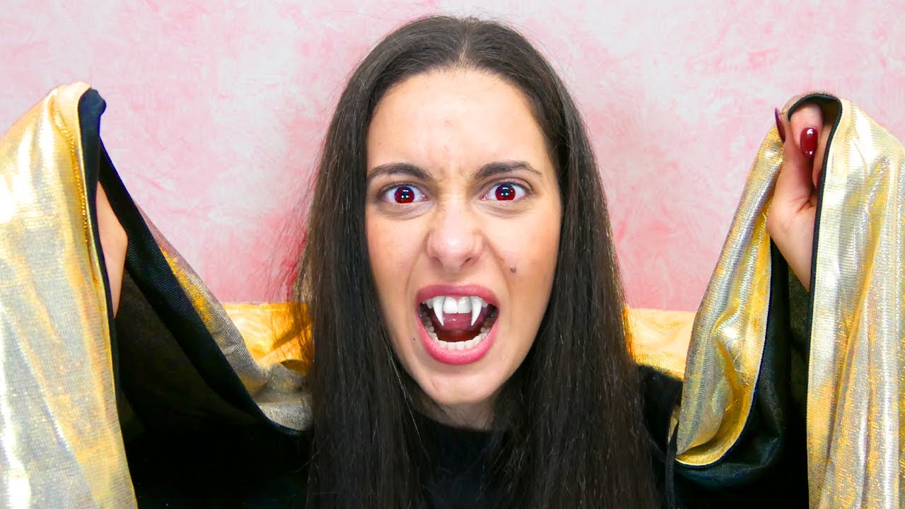 REBBY È DIVENTATA UNA VAMPIRA!! - YouTube