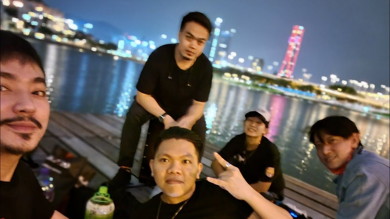 Jamming on Monday - YouTube