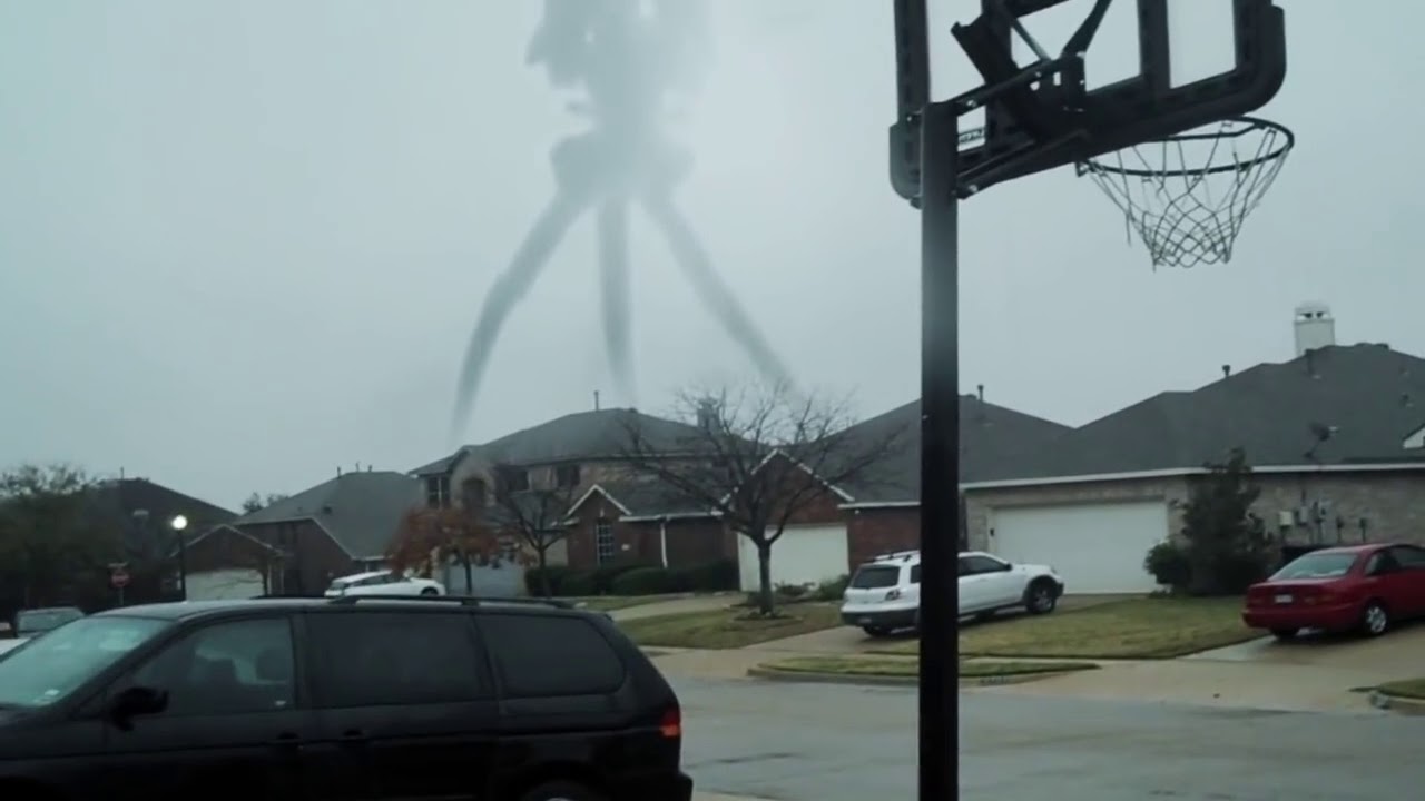 War Of The Worlds Tripod Attack