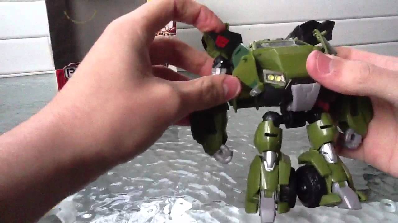 Transformers Prime RID Voyager class Bulkhead - YouTube