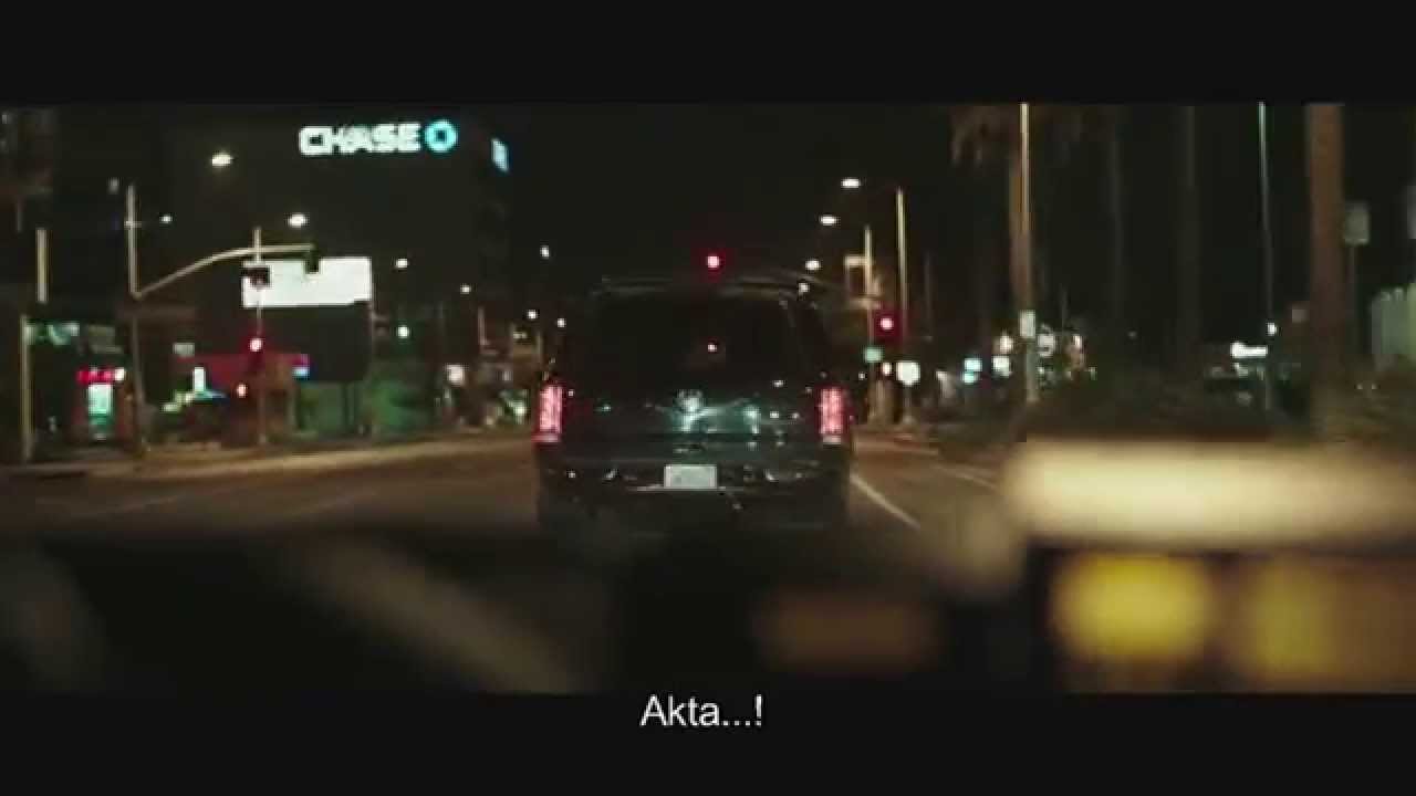 Nightcrawler chase scene - YouTube