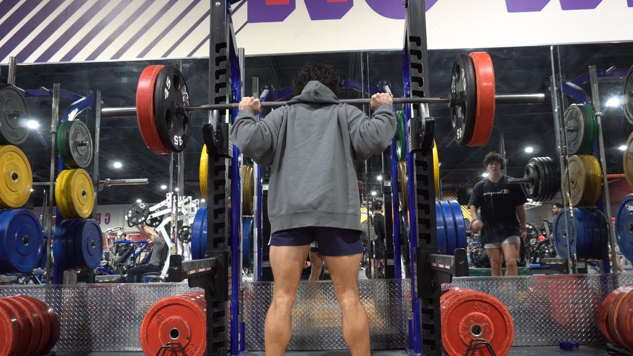 HOLY LEG DAY - YouTube