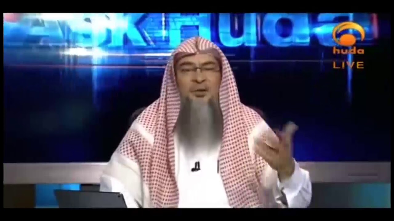 Feeling of showing off while praying - Shaikh Assim Al Hakeem - YouTube