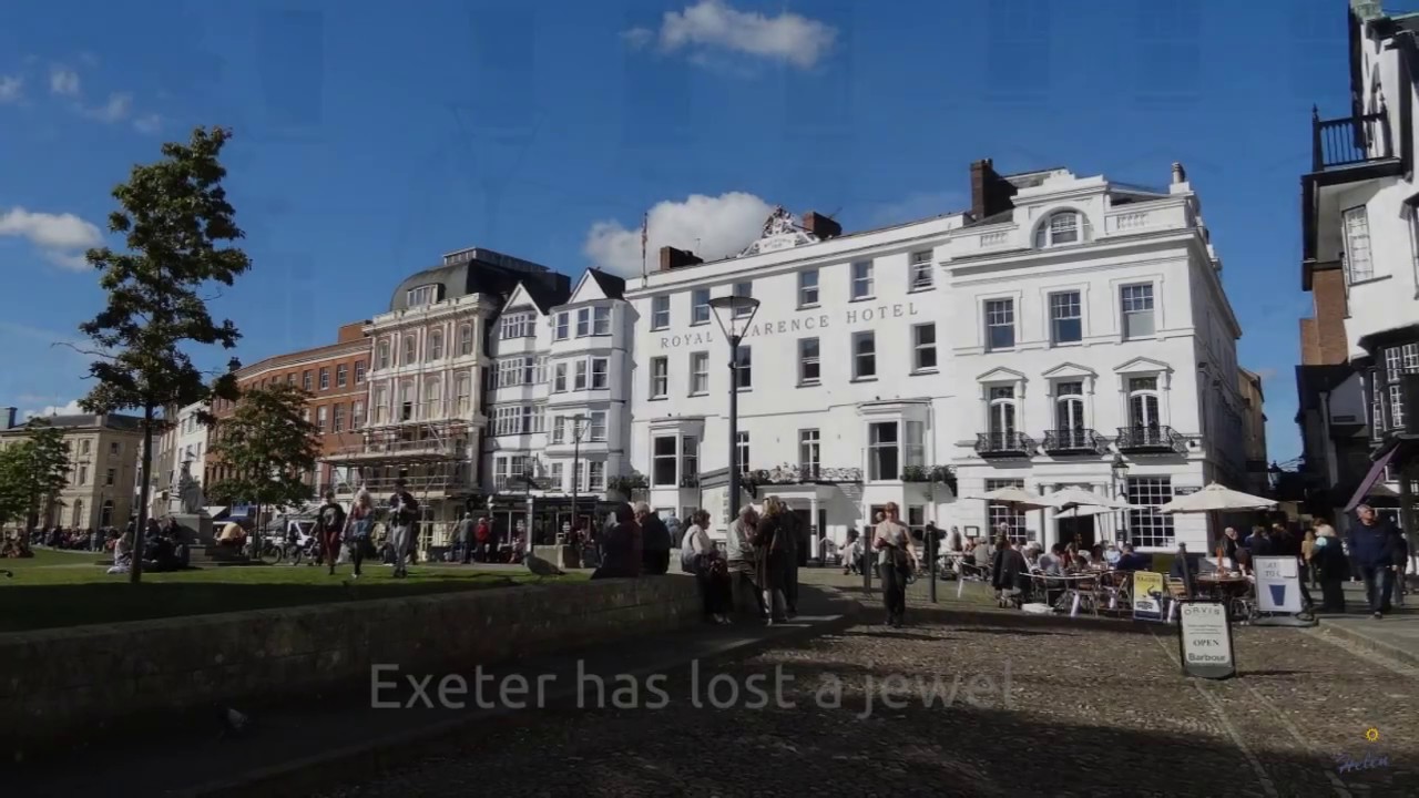 Fire in Cathedral Yard EXETER 28th October 2016. Clips over 3 days ...