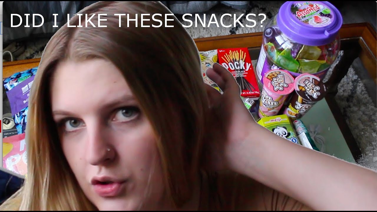 TRYING SNACKS FROM HMART - YouTube