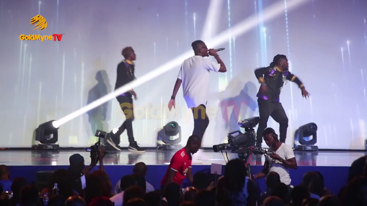 YCEE'S PERFORMANCE AT RHYTHM UNPLUGGED 2017 - YouTube