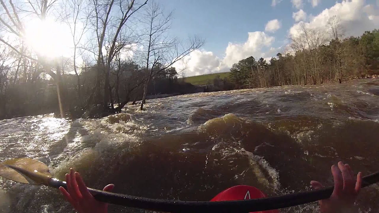 Neuse River Whitewater Kayaking - Glassy Wave Surfing - YouTube
