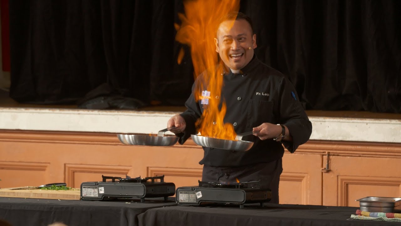 Cooking with Fr Leo Patalinghug - YouTube