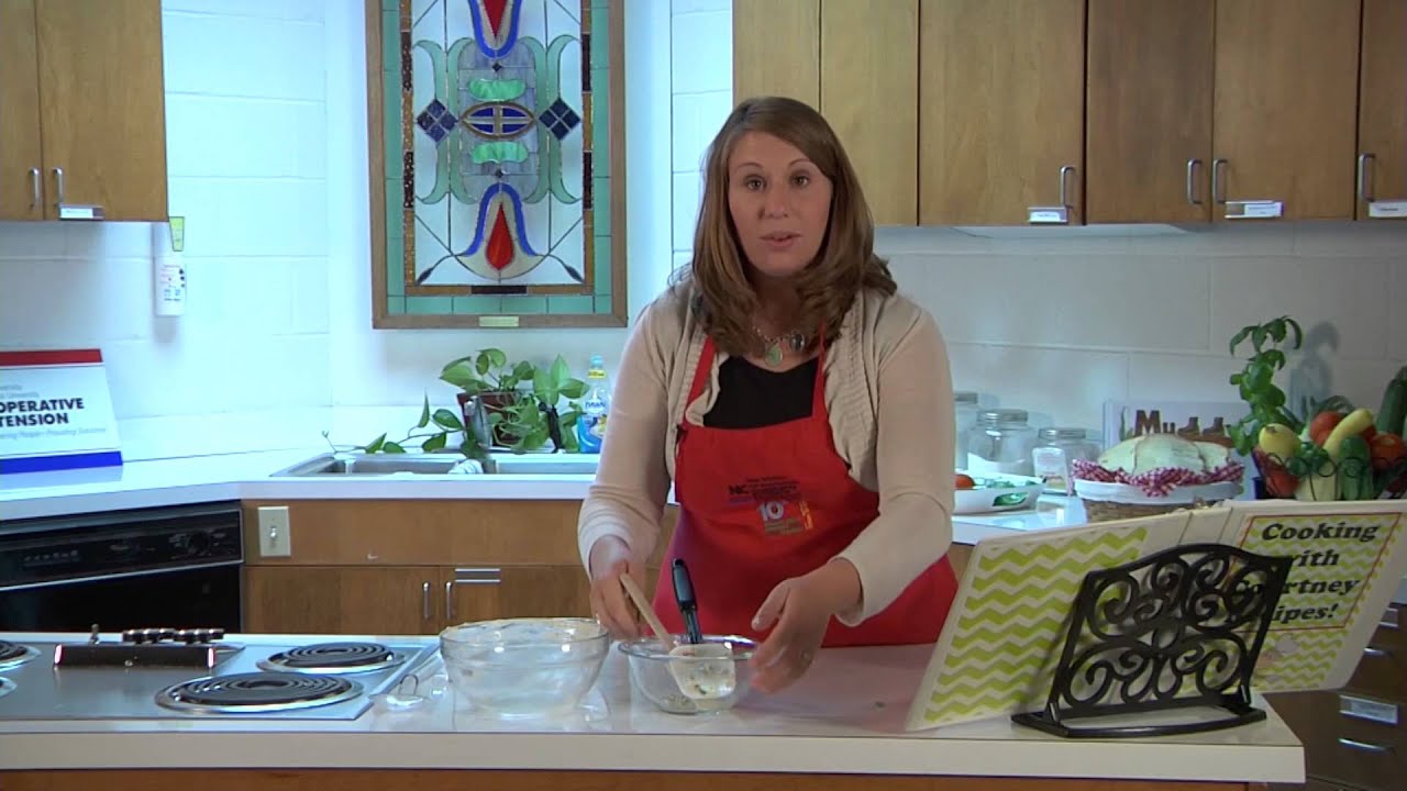 Cooking with Courtney: Vegetable Pasta Salad and Tomato Sandwich with ...