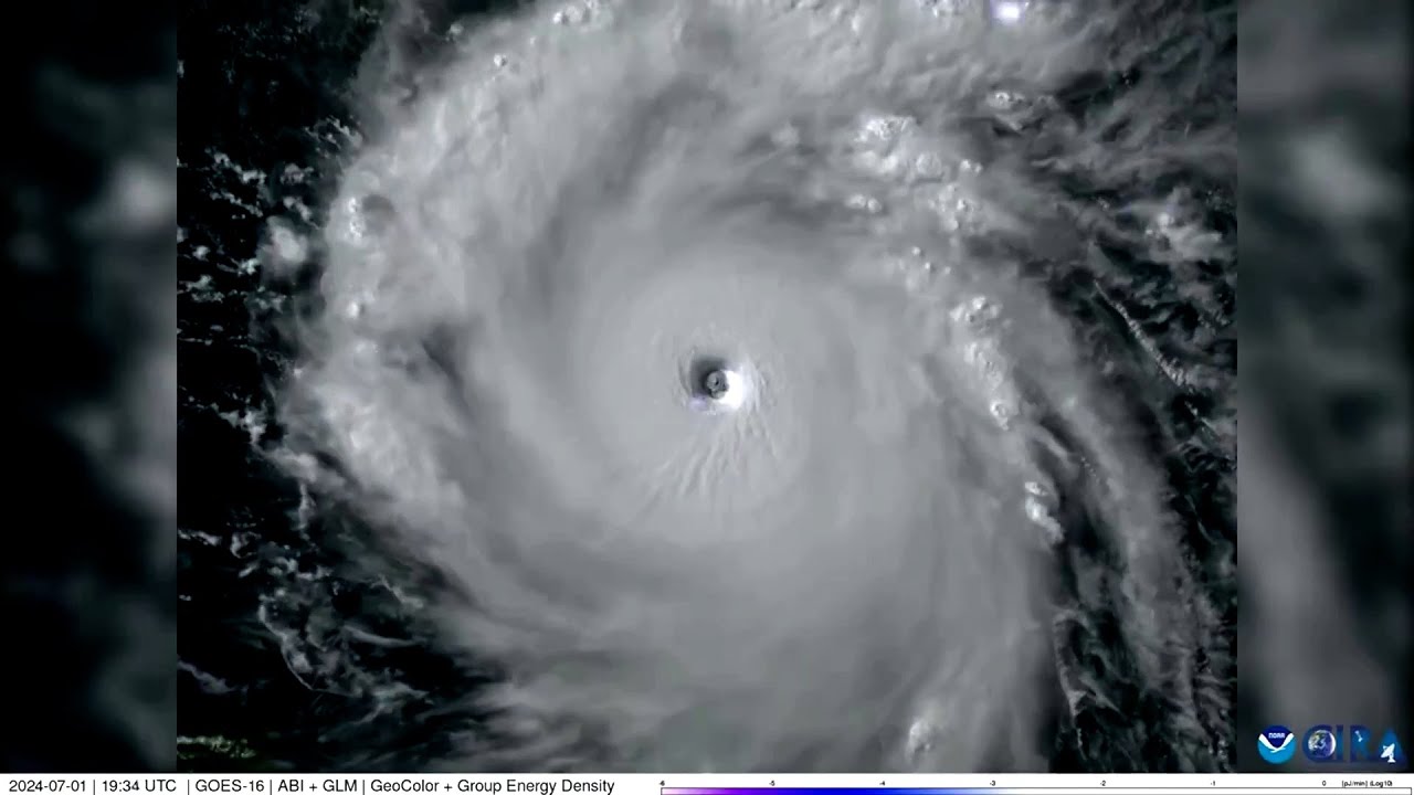 Hurricane Beryl grows to Category 5 storm - YouTube