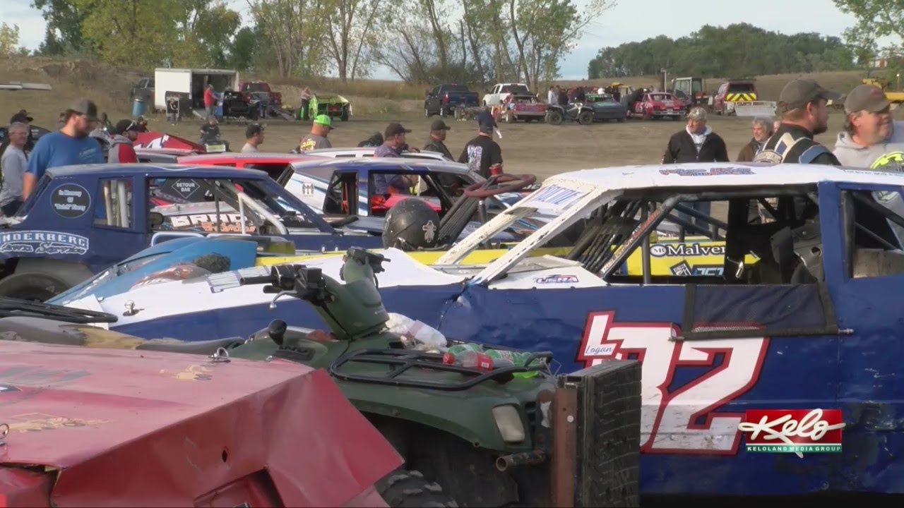 I-90 Speedway closes successful 2020 season - YouTube