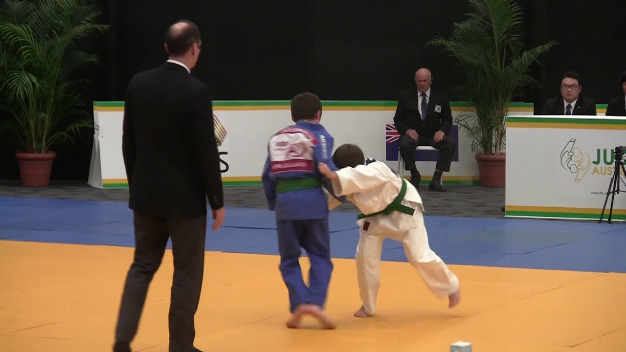 1st Fight Jack Bannister vs J Buist NSW 2018 Judo Nationals - YouTube